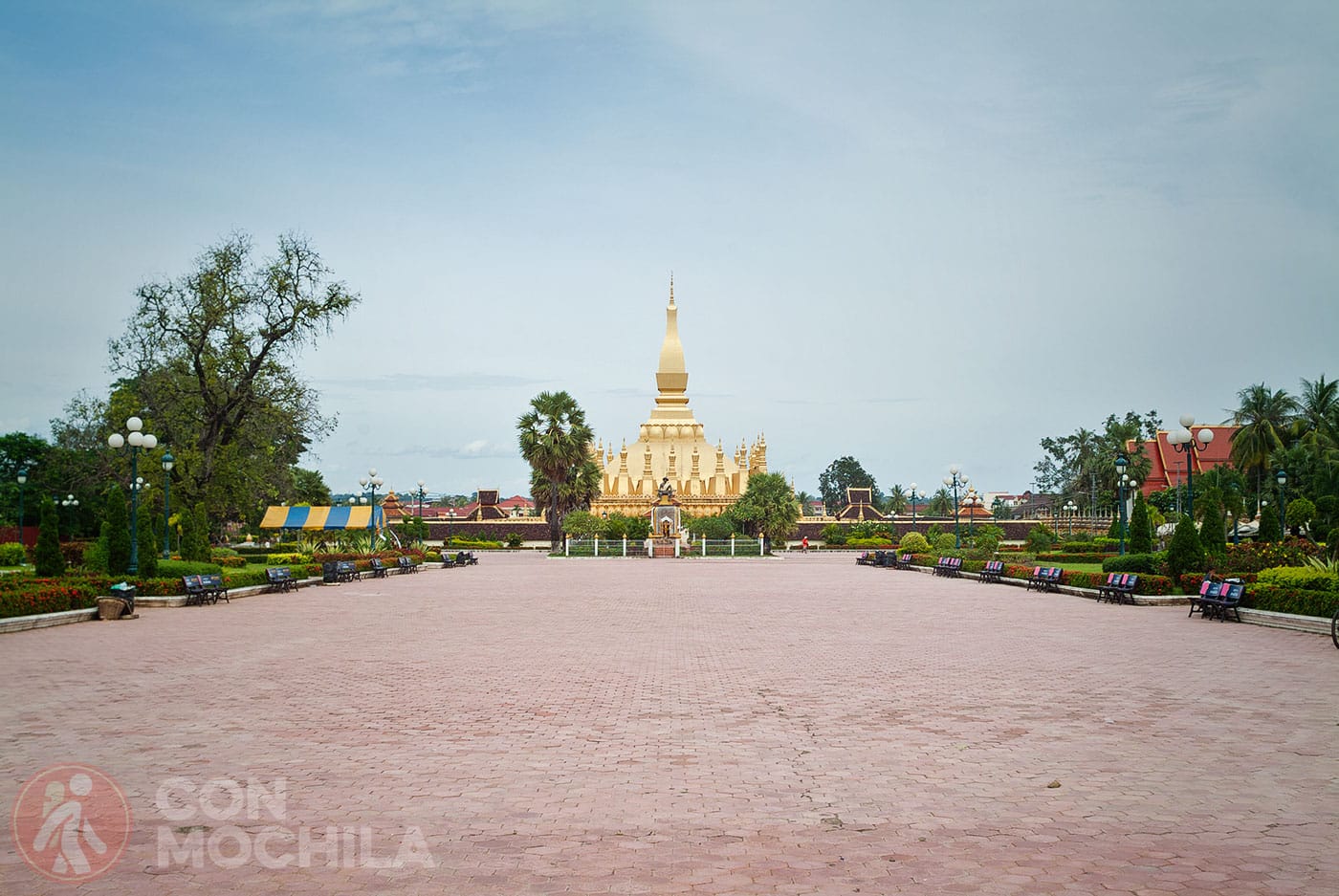 ᐈ Pha That Luang, the Most Important Monument in Laos